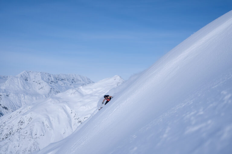 The Benefit of Ultra-Wide Skis - Chugach Powder Guides